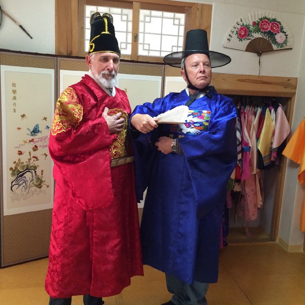 Trying hanbok & Tea ceremony | koreatourinformation.com
